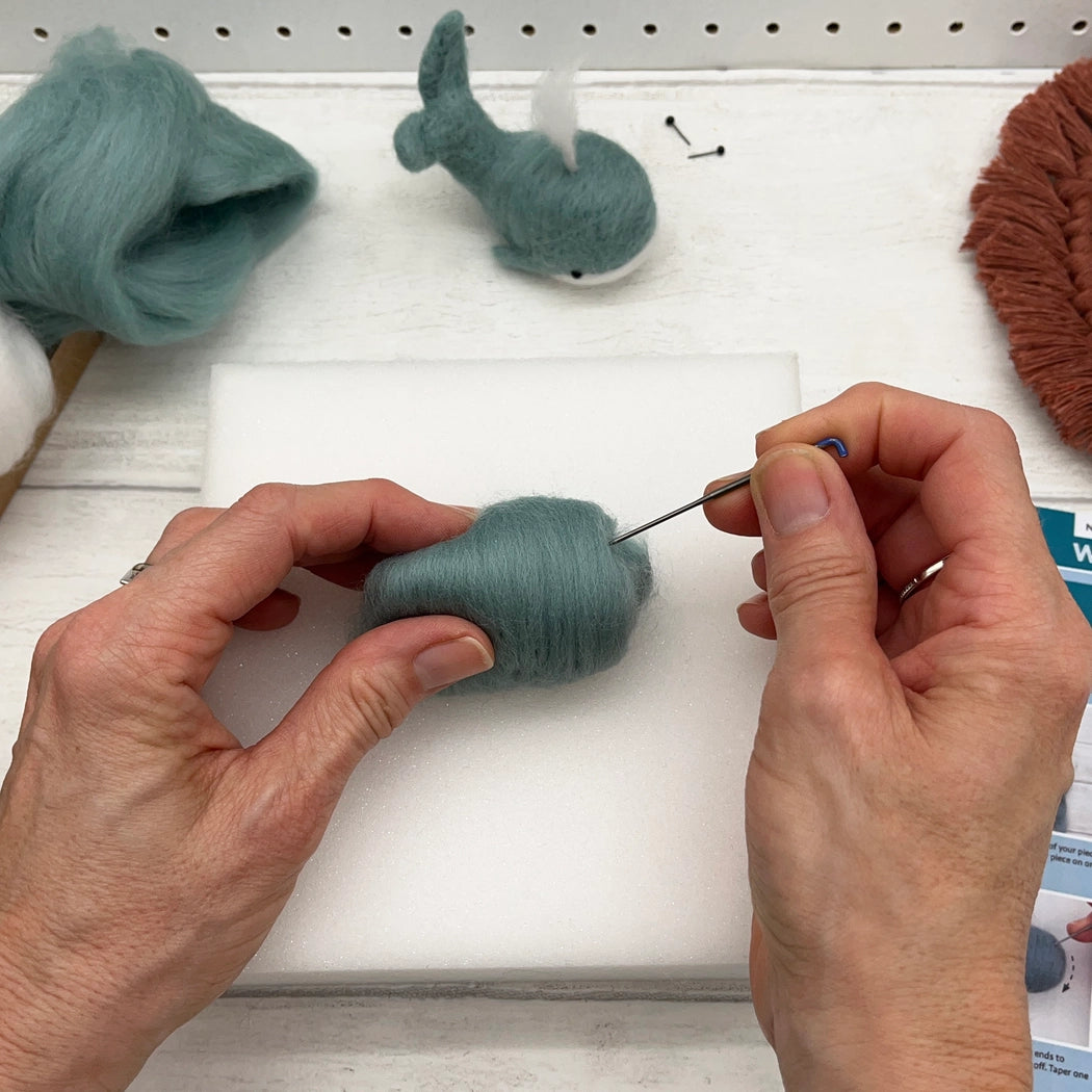 Bergin + Bath WHALES Beginner Needle Felting Kit – Maplerose